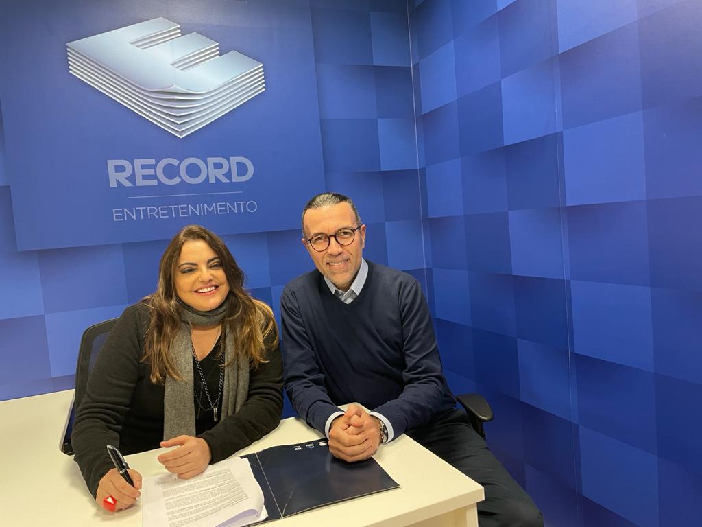 Fabíola Reipert é a nova contratada da Record Entretenimento - Jornal ...